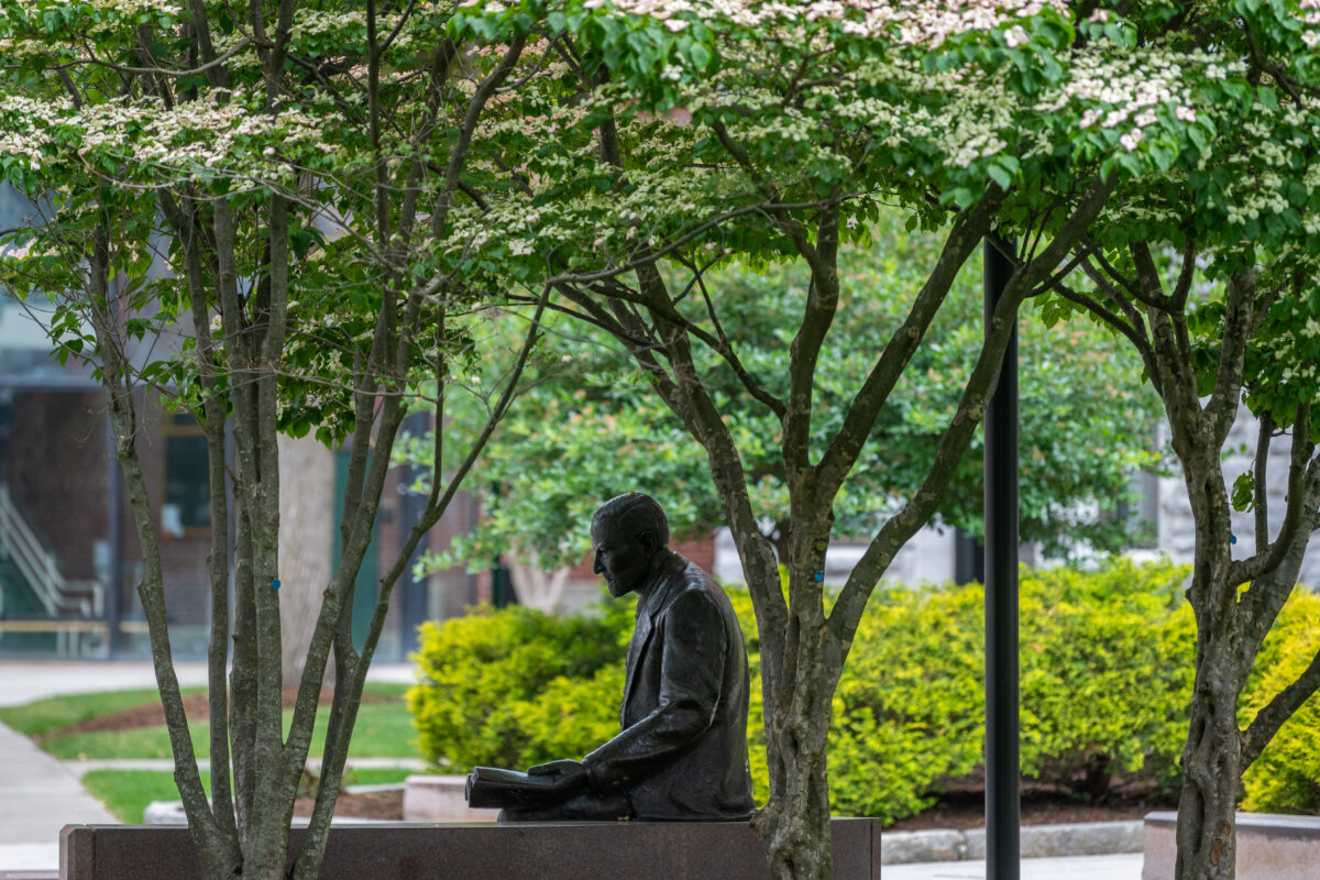 Photo Essay: Clark's Sigmund Freud statue | ClarkU News