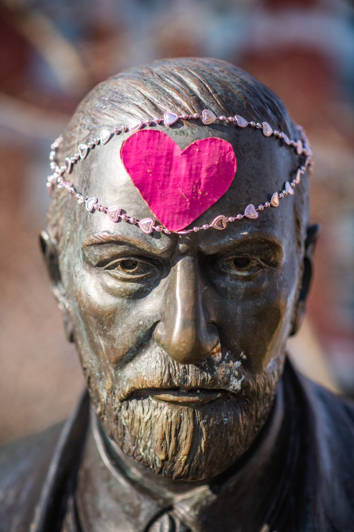 Photo Essay: Clark's Sigmund Freud statue | ClarkU News